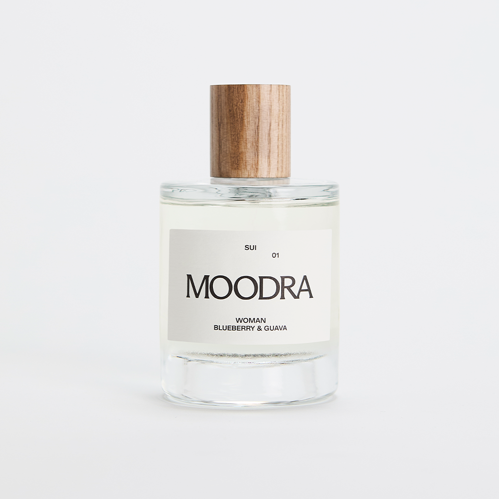 Perfume de arándanos y guayaba para mujer | SUI 01 – MOODRA